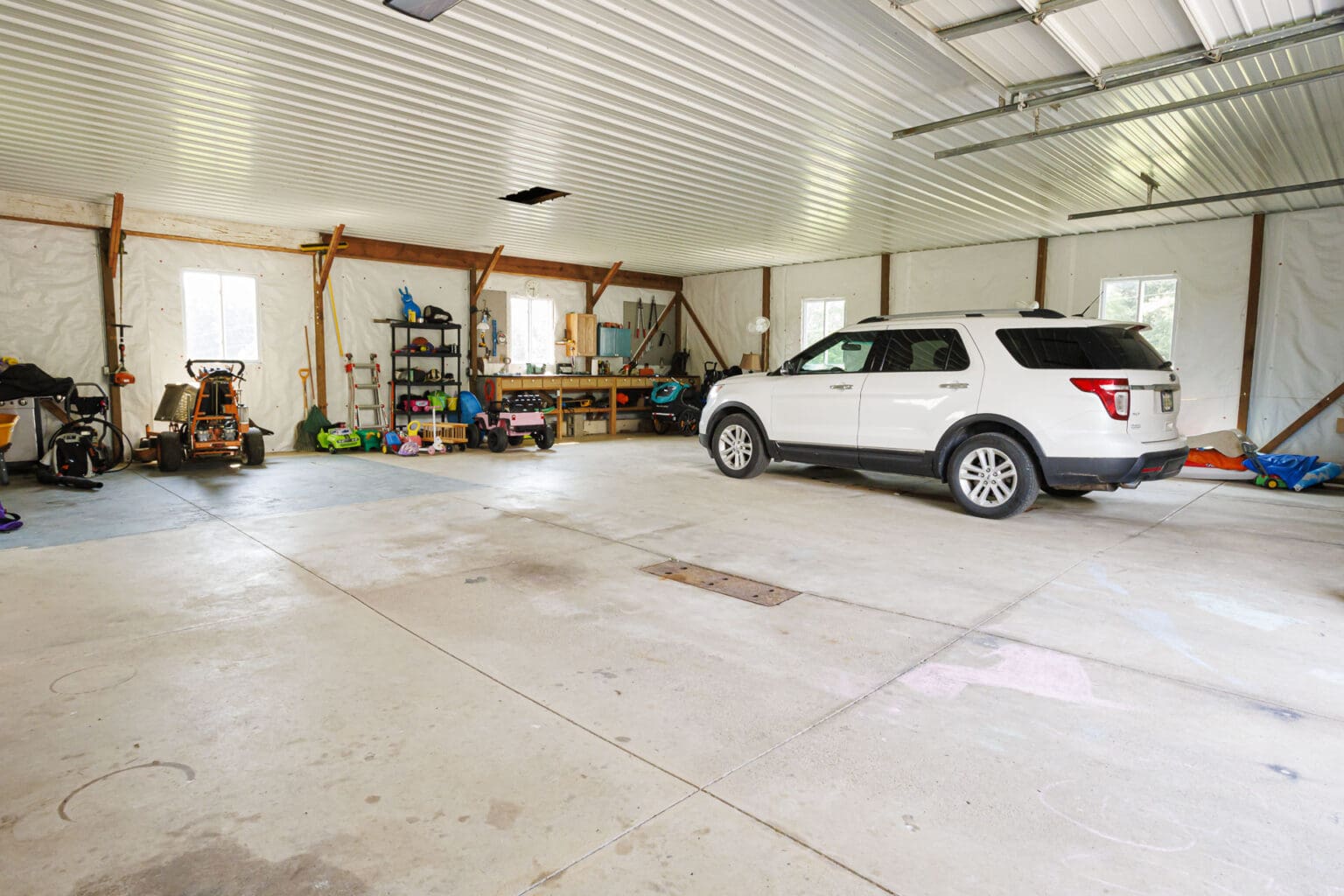 Weaver Real Estate Auction. - Northwood Auctions